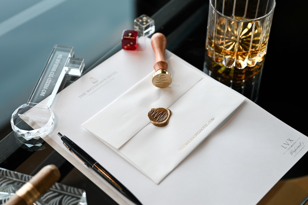 Lux Exposé - Your Premier Luxury Lifestyle Magazine